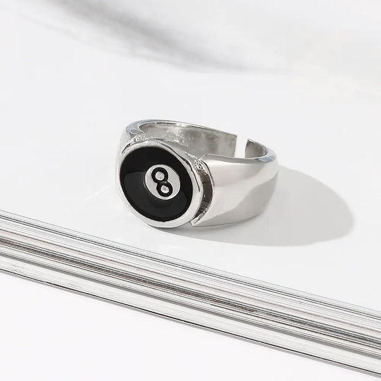 Fortune 8 Ball Ring – h0neybear
